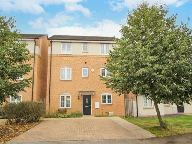 5 Bedroom Detached House For Sale In Hyde Park, Doncaster