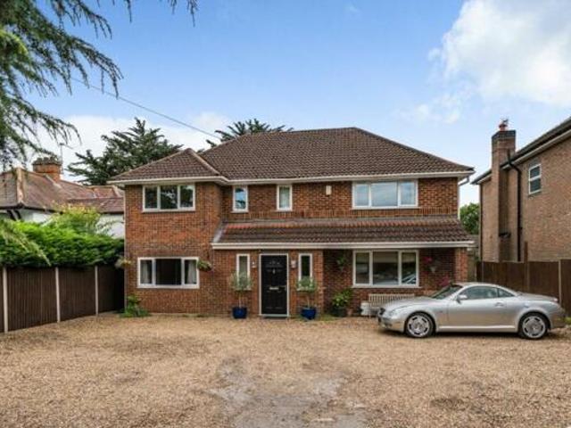 5 Bedroom Detached House For Sale In Ickenham