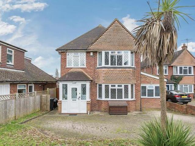 5 Bedroom Detached House For Sale In Ickenham