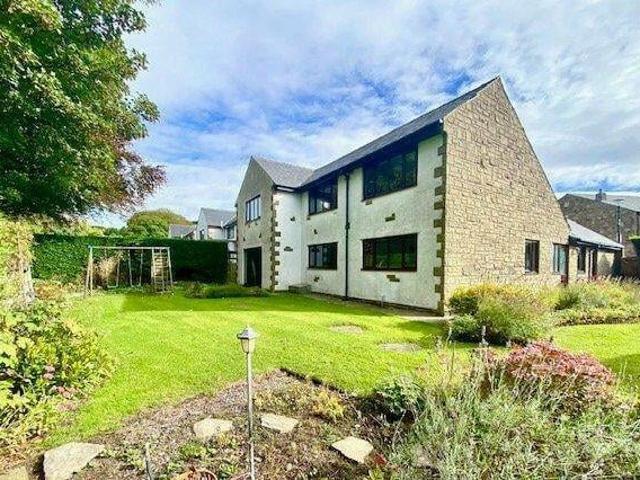 5 bedroom detached house for sale in Johnny Barn Close Rossendale Lancashire BB4