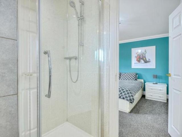 5 bedroom detached house for sale in Jarvis Fields, Bursledon, Southampton, SO31