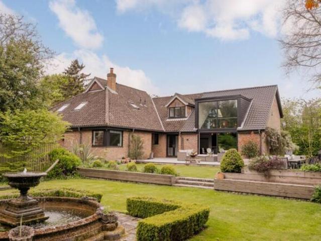 5 bedroom detached house for sale in Judges Walk, Norwich, Norfolk, NR4