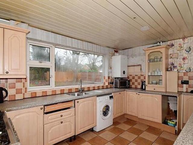 5 Bedroom Detached House For Sale In Oadby