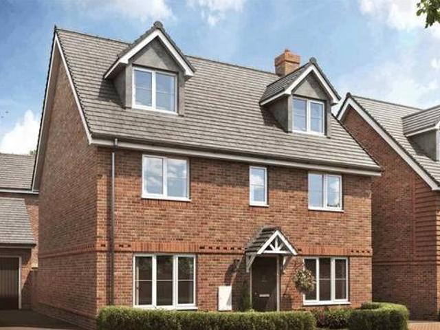 5 bedroom detached house for sale in Oak Park Longmoor Road Liphook Hampshire GU30