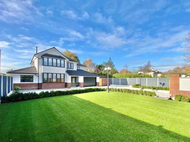 5 bedroom detached house for sale in Oakdene Townfield Lane Mollington Chester CH1 6LB CH1