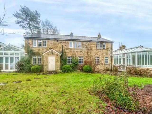 5 bedroom detached house for sale in Off Main Road, Stainforth.