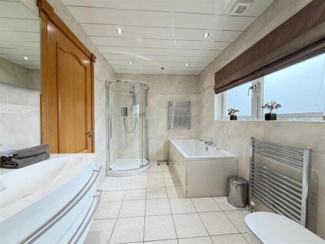 5 bedroom detached house for sale in Old Mill Lane, Uddingston, Glasgow, G71