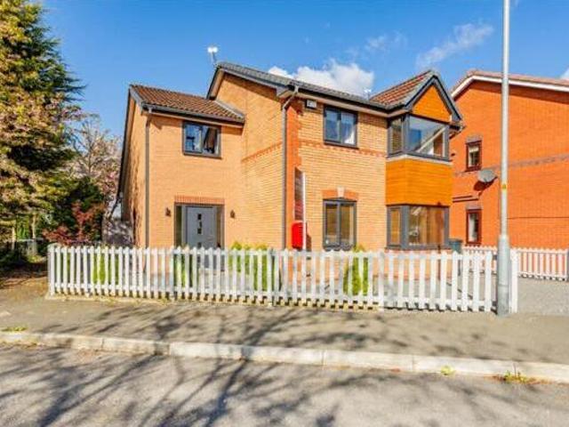 5 Bedroom Detached House For Sale In Oldham, Greater Manchester