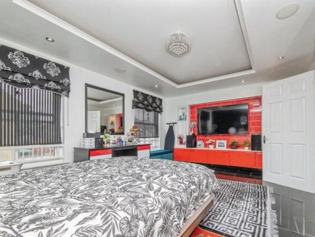 5 bedroom detached house for sale in Orchard Street, IPSWICH, IP4