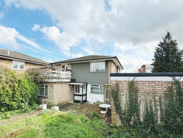 5 Bedroom Detached House For Sale In Orpington