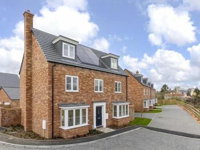5 Bedroom Detached House For Sale In Over