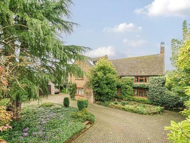 5 Bedroom Detached House For Sale In Oxfordshire