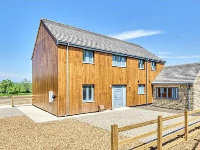 5 Bedroom Detached House For Sale In Lower Benefield, Northamptonshire
