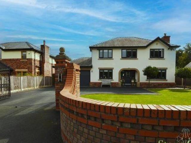 5 Bedroom Detached House For Sale In Lowton