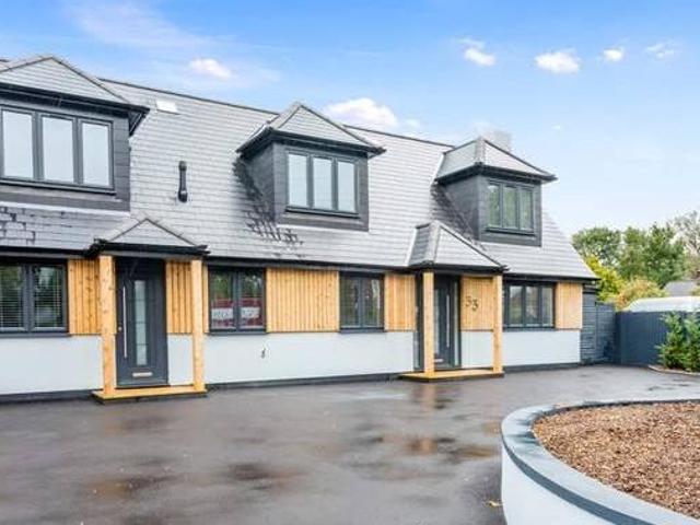 5 bedroom detached house for sale in Lodge Lane Keymer BN6