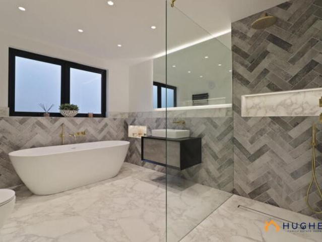 5 bedroom detached house for sale in Lodge Moor Road, Lodge Moor, Sheffield, S10