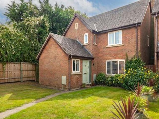 5 Bedroom Detached House For Sale In Long Itchington