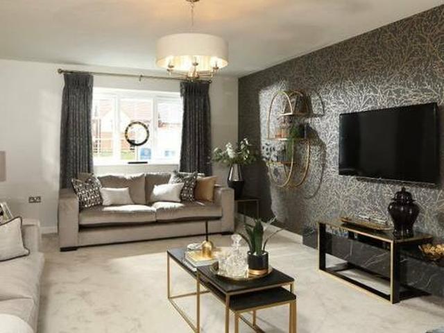 5 bedroom detached house for sale in Long Lane Kegworth DE74