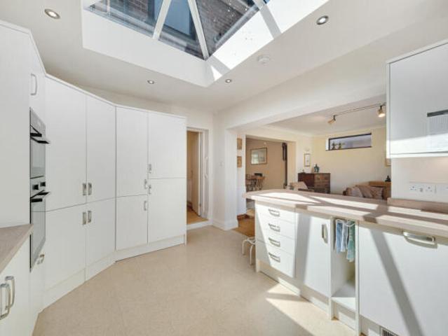 5 bedroom detached house for sale in London Road, Appleton, WA4