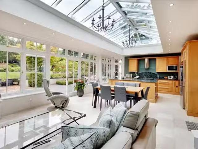 5 Bedroom Detached House For Sale In London Road, Westerham, K.