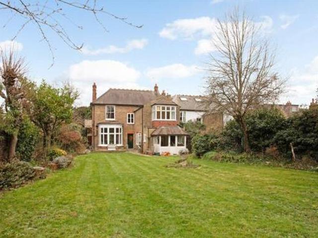 5 Bedroom Detached House For Sale In London