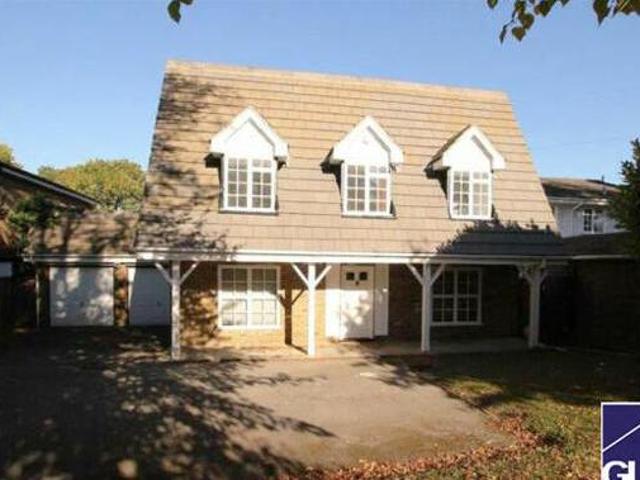 5 Bedroom Detached House For Sale In London