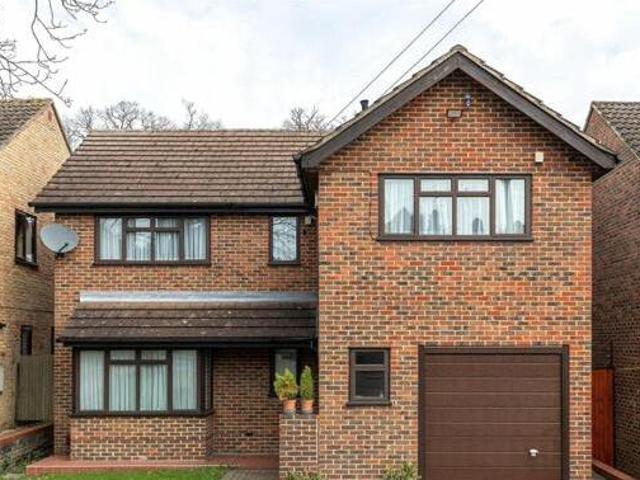 5 Bedroom Detached House For Sale In London
