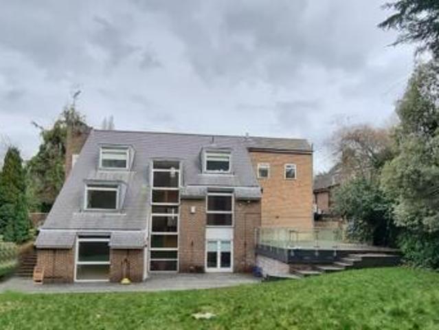 5 Bedroom Detached House For Sale In London