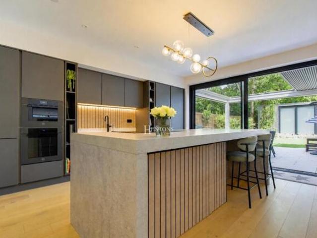 5 bedroom detached house for sale in Lake Road North, Cardiff, CF23