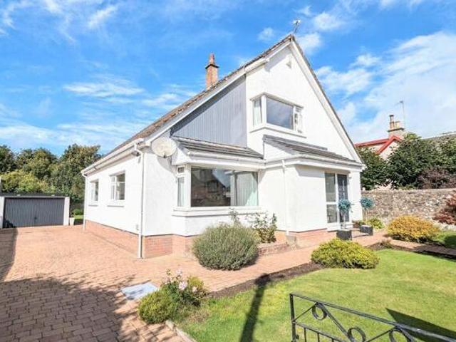 5 Bedroom Detached House For Sale In Lanark