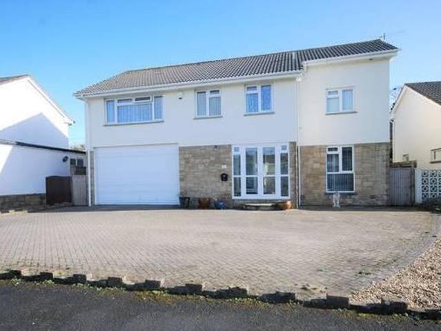5 bedroom detached house for sale in Lane End Close Instow EX39