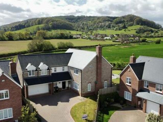 5 Bedroom Detached House For Sale In Lea