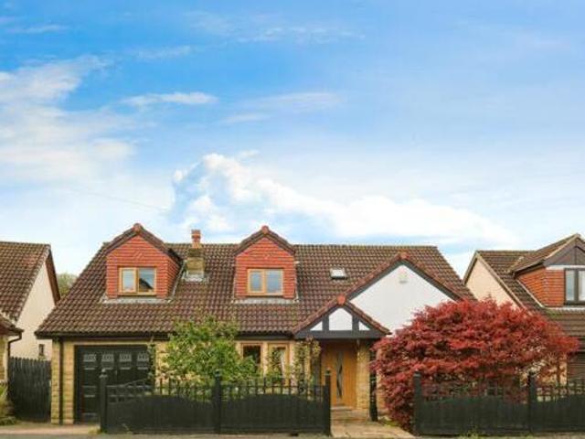 5 Bedroom Detached House For Sale In Leeds