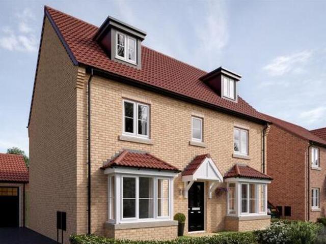 5 Bedroom Detached House For Sale In Leeds