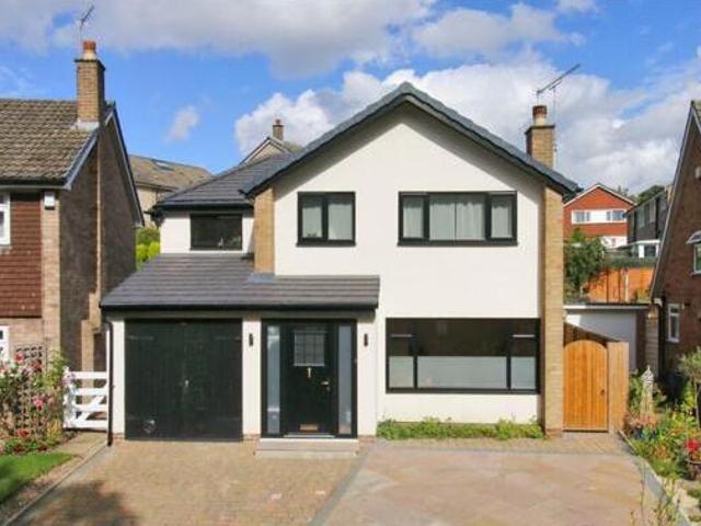 5 Bedroom Detached House For Sale In Leeds, West Yorkshire