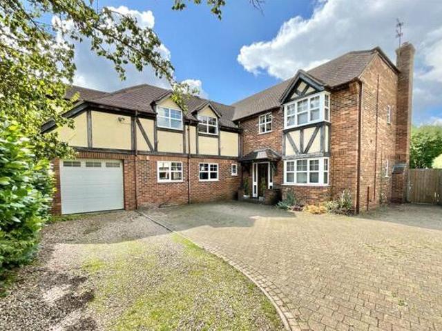 5 Bedroom Detached House For Sale In Leicester