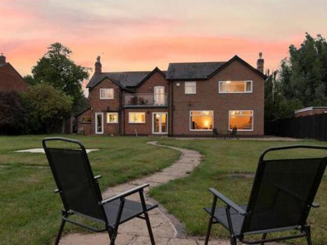 5 Bedroom Detached House For Sale In Leire