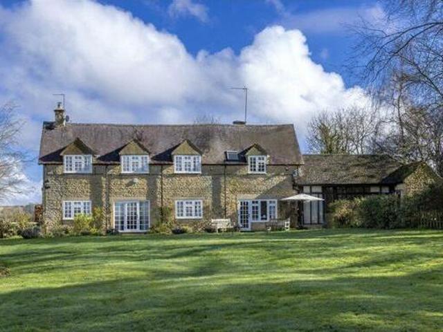 5 Bedroom Detached House For Sale In Little Compton, Gloucestershire
