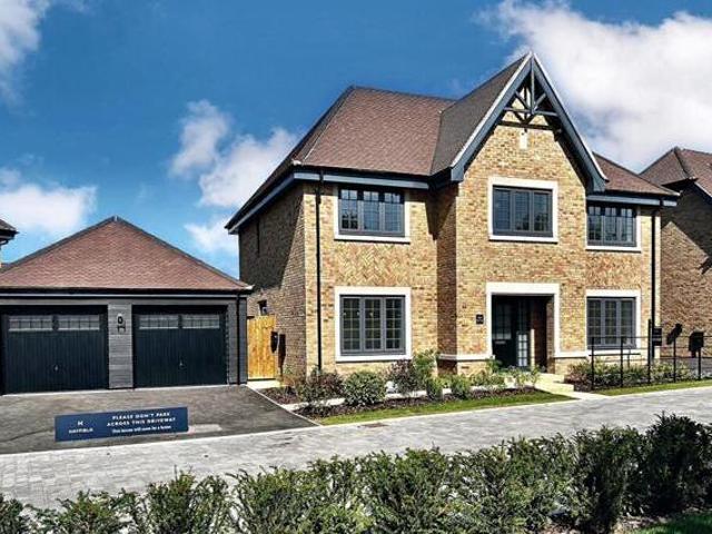 5 Bedroom Detached House For Sale In Little Kimble