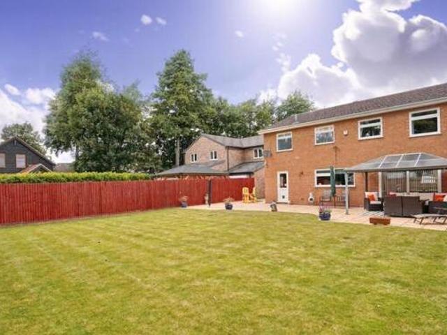 5 Bedroom Detached House For Sale In Little Paxton, St Neots