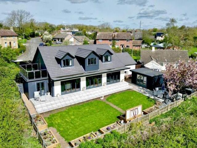 5 Bedroom Detached House For Sale In Little Stukeley