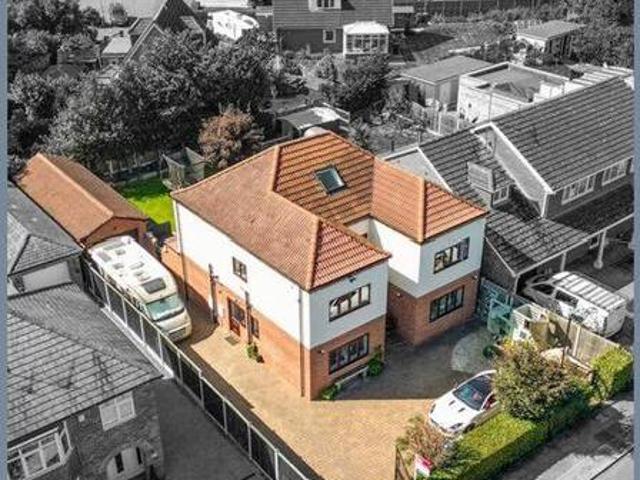 5 Bedroom Detached House For Sale In Littleworth Lane, Doncaster