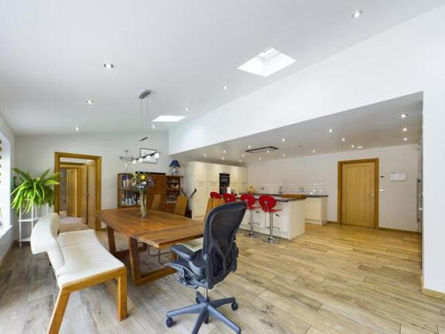 5 Bedroom Detached House For Sale In Lincoln