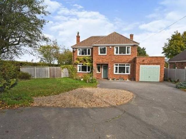 5 bedroom detached house for sale in Lincoln Road Branston Lincoln LN4