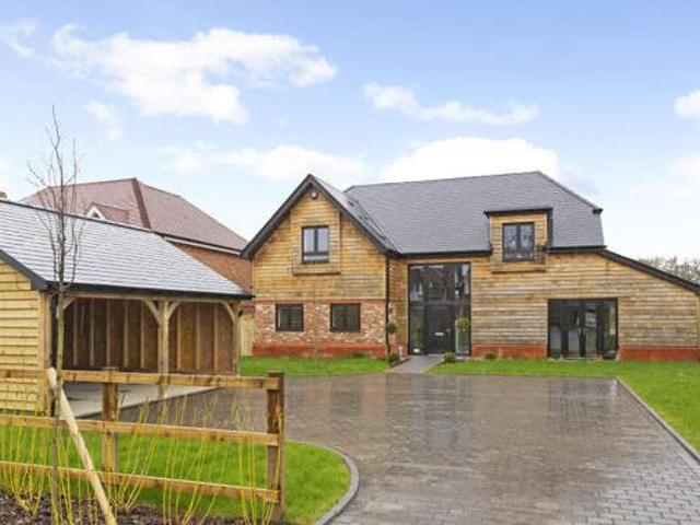5 Bedroom Detached House For Sale In Lingfield