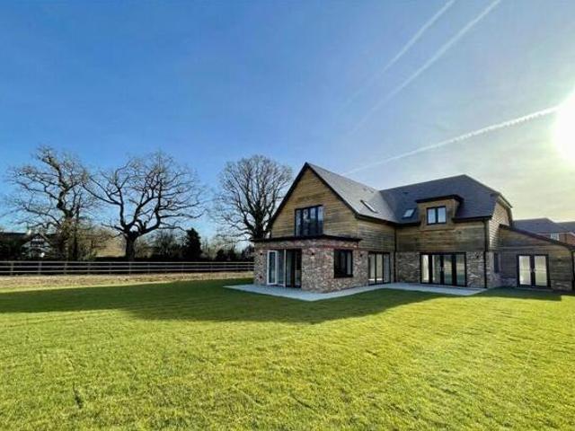 5 Bedroom Detached House For Sale In Lingfield
