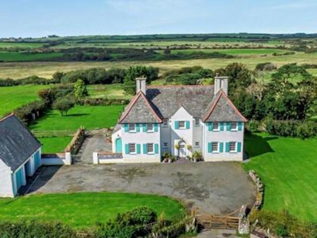 5 Bedroom Detached House For Sale In Llannerch y medd
