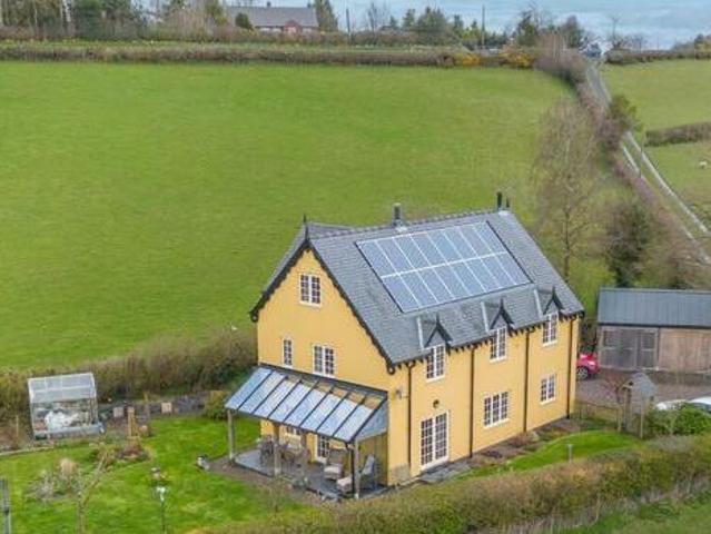 5 Bedroom Detached House For Sale In Llandyssil
