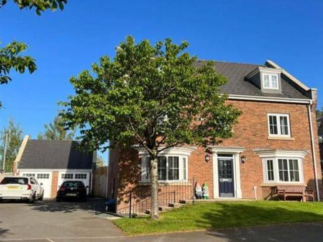 5 Bedroom Detached House For Sale In Llanfoist, Abergavenny