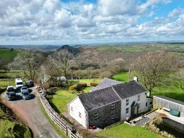 5 Bedroom Detached House For Sale In Llangadog